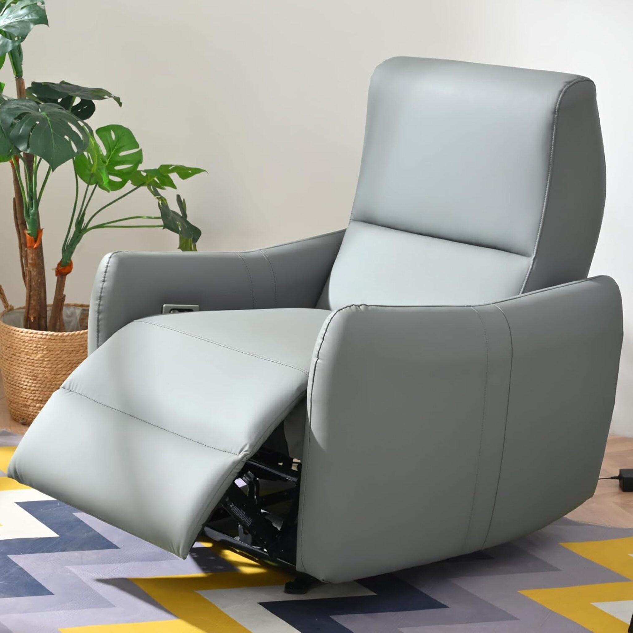 Best Recliner For Tall People